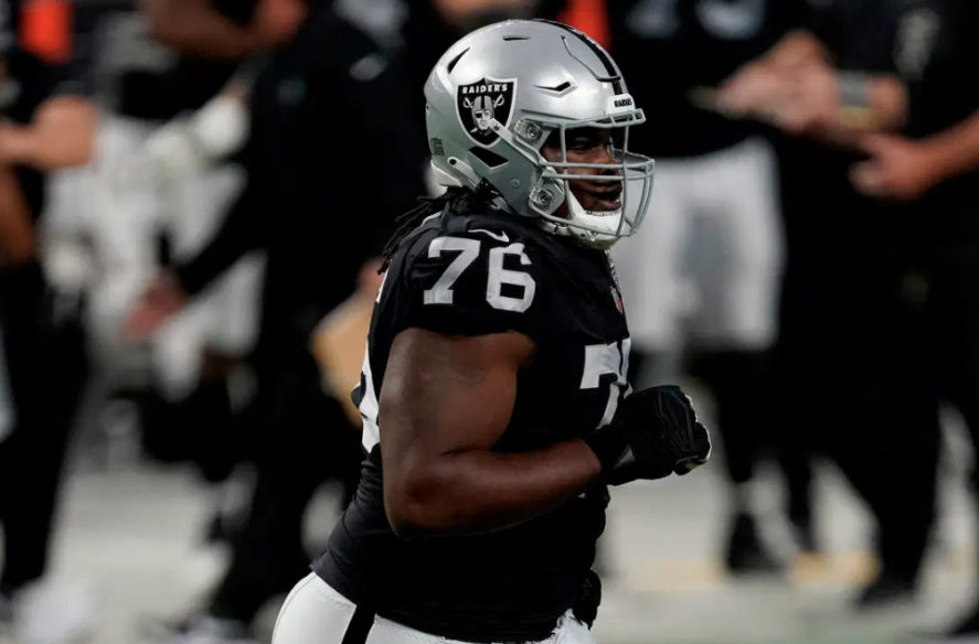 Raiders Quietly Getting Big Preseason Effort From Second-Year Offensive ...